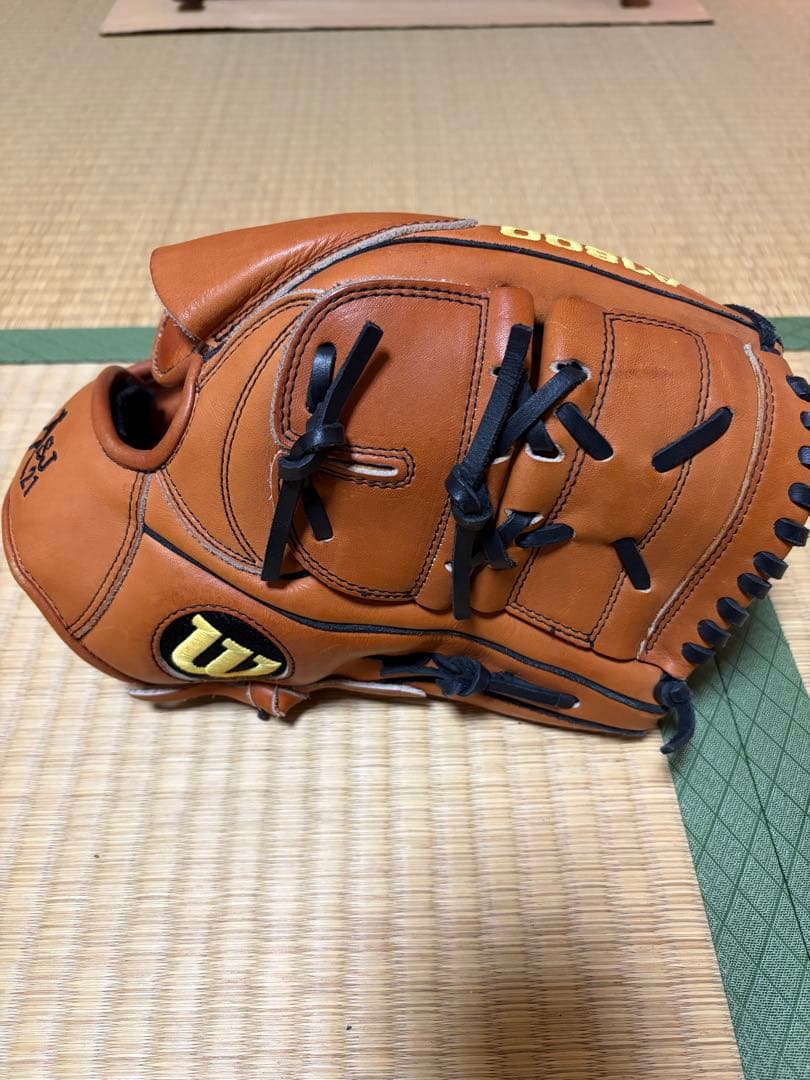 最終値下げ⚾️即購入歓迎　Wilson A1800 グローブ　投手用　軟式向き