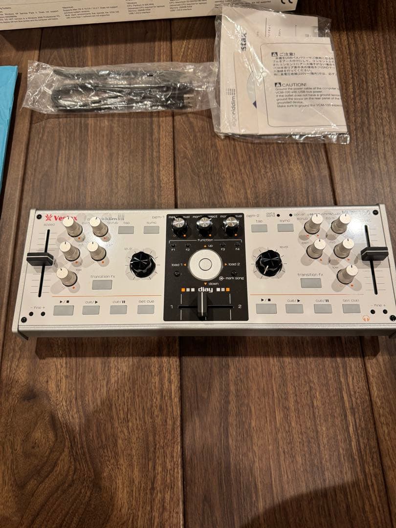 VESTAX VCM-100 アップルストア限定品　カスタム