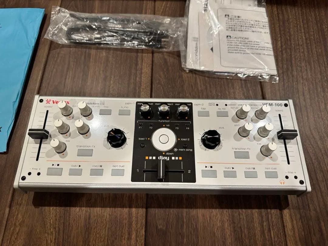 VESTAX VCM-100 アップルストア限定品　カスタム