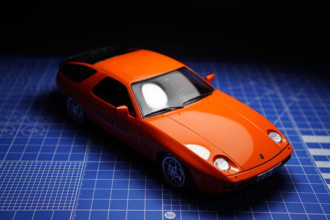 ポルシェ928 プラモデル完成品