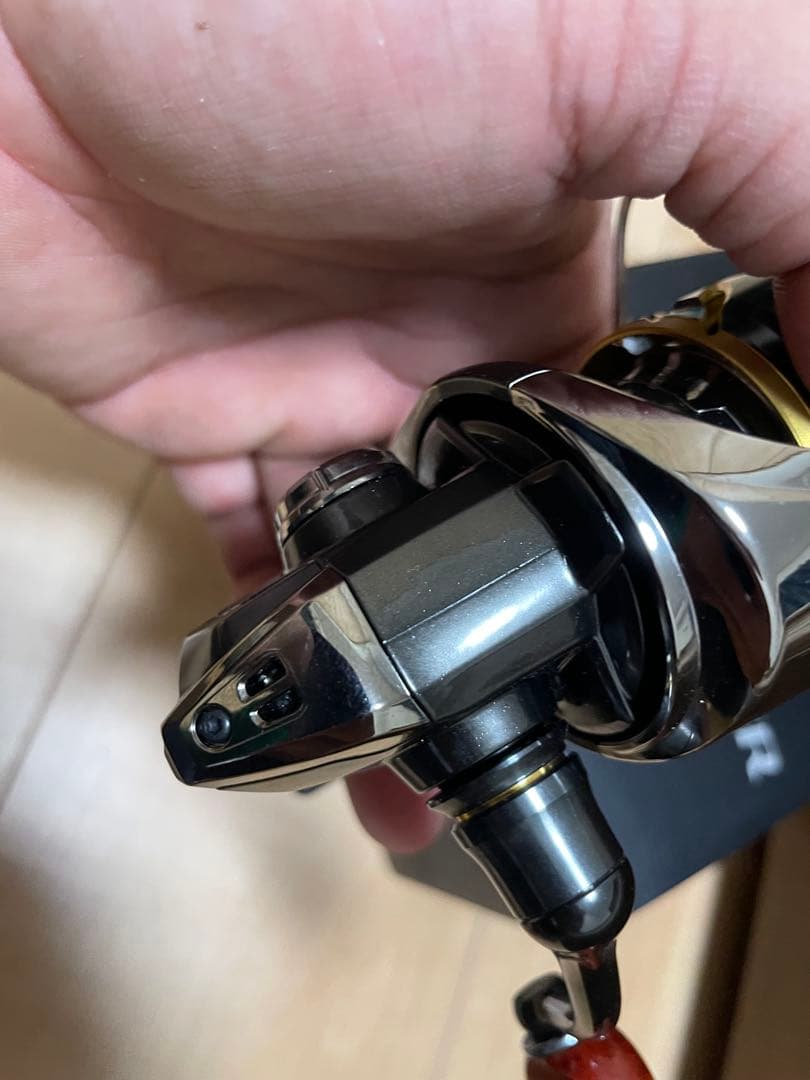 リール SHIMANO 20TWIN POWER C2000S