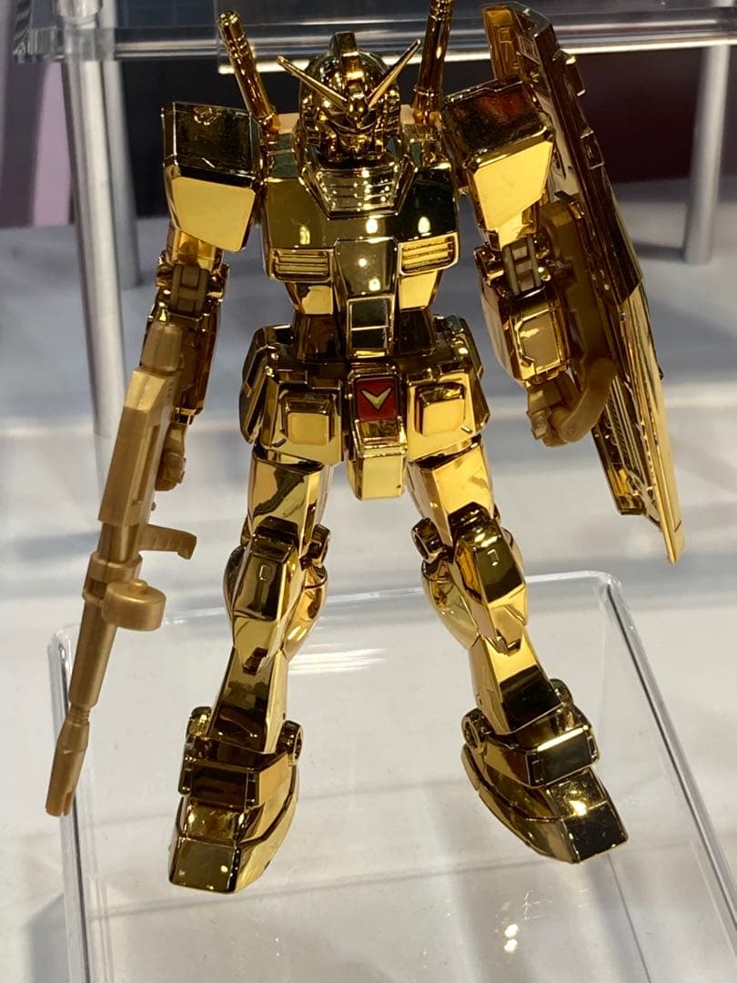ガンダムベース限定HG ガンダム ゴールドコーティングver.