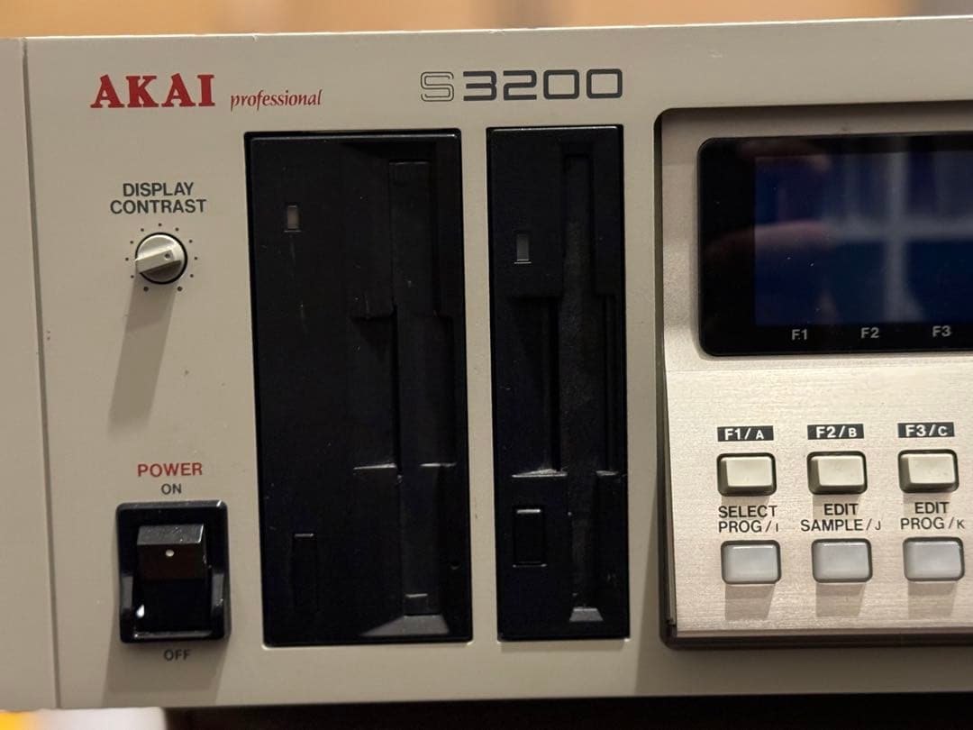 DTM・DAW AKAI S3200