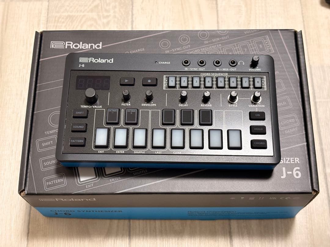 鍵盤楽器 Roland J-6