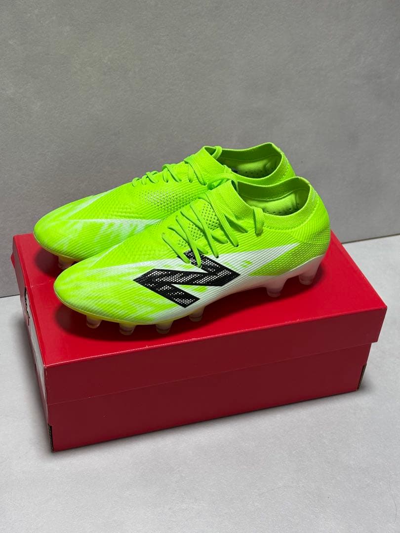 New Balance Furon V8 Elite HG(2E) フューロン