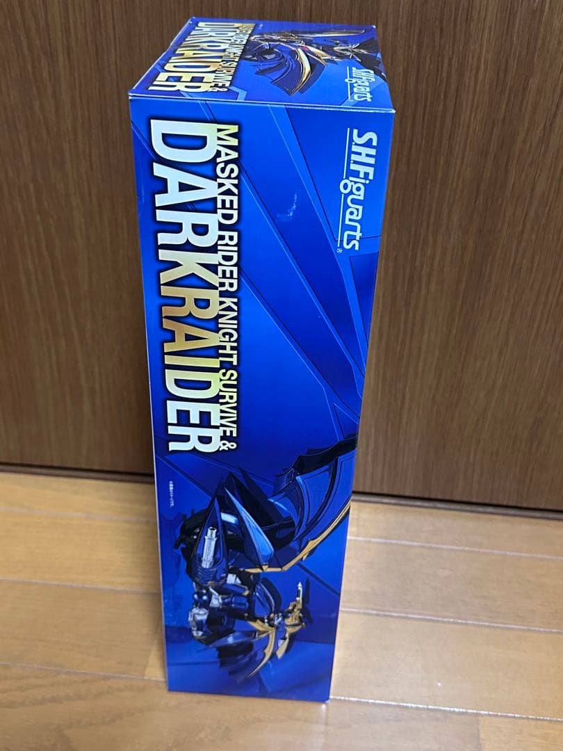 S.H.フィギュアーツ 仮面ライダーナイトサバイブ＆ダークレイダーセット