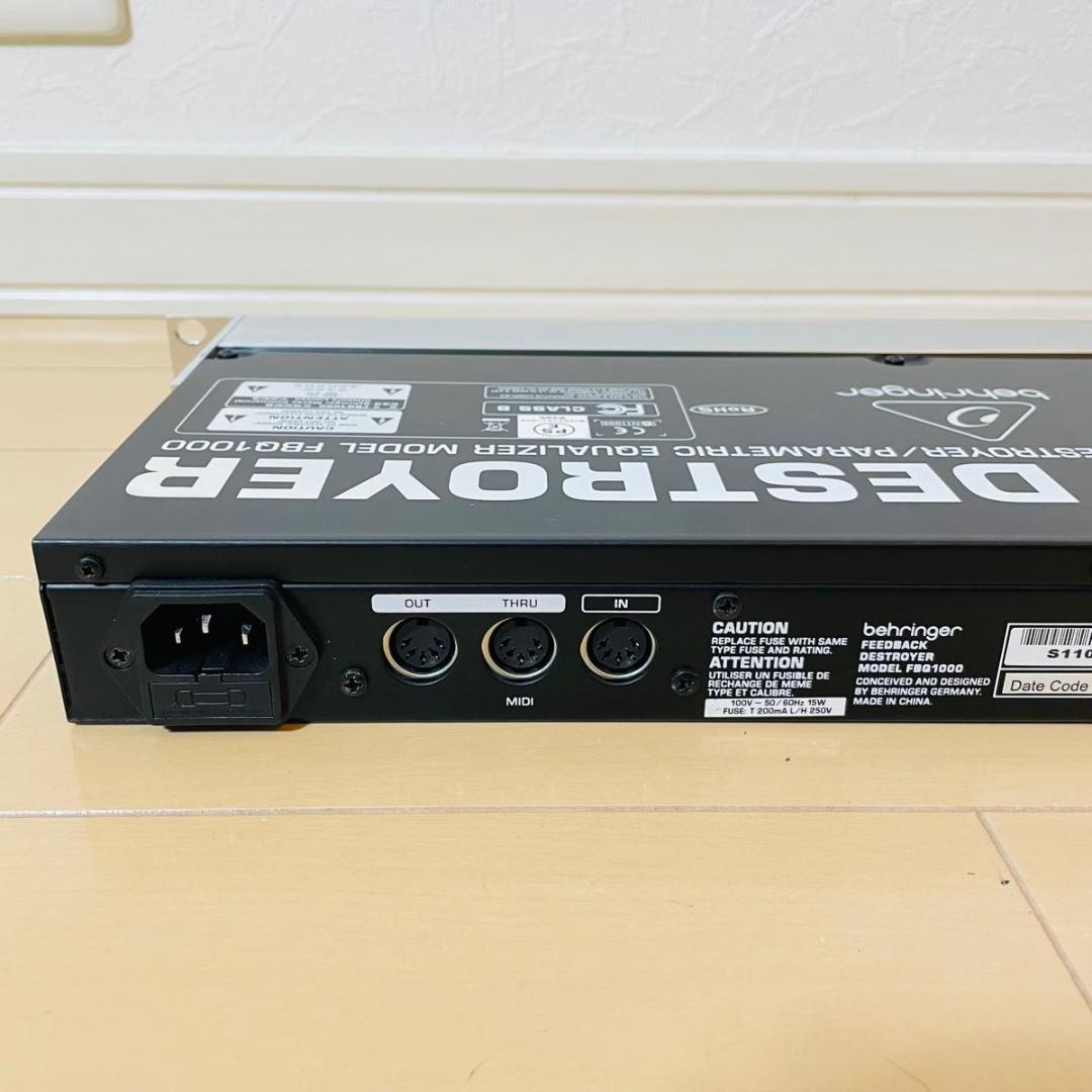 【美品】BEHRINGER FBQ1000 フィードバックサプレッサー