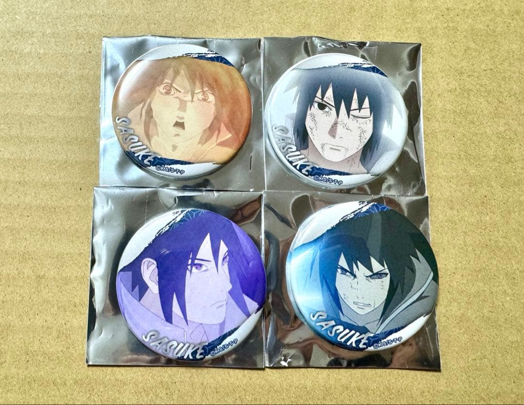 NARUTO ナルト　きゃら豆缶バッジ　サスケ　4点セット