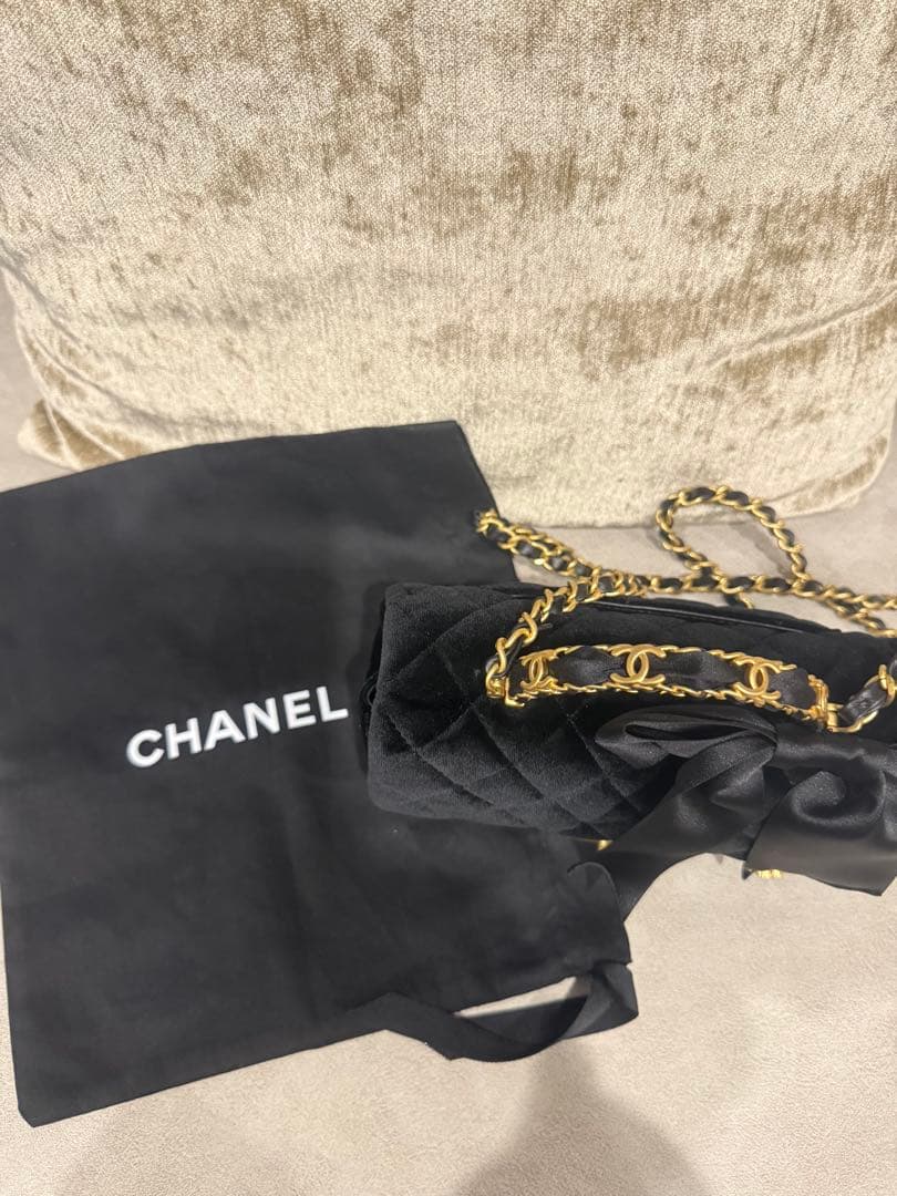 Chanel リボン付き　ベルベット フラップバッグ　ショルダーバッグ