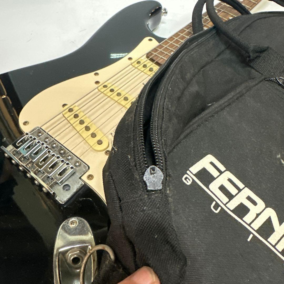 お値下げ‼️Fernandes guitarsエレキギターブラック