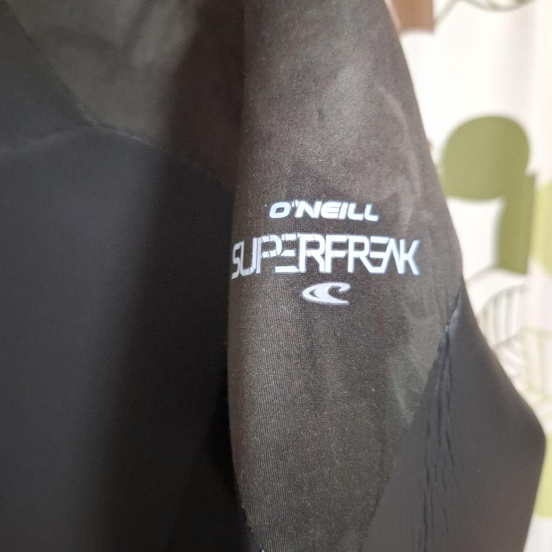 O'Neill Superfreakセミドライ スーツ 黒サイズM美品、値下げ！