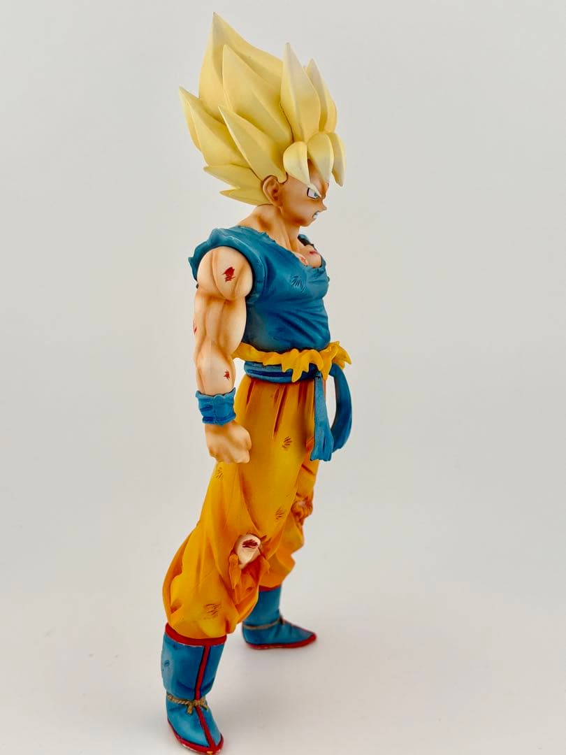 ドラゴンボール フィギュア 超サイヤ人孫悟空 クリアライズシリーズ リペイント品