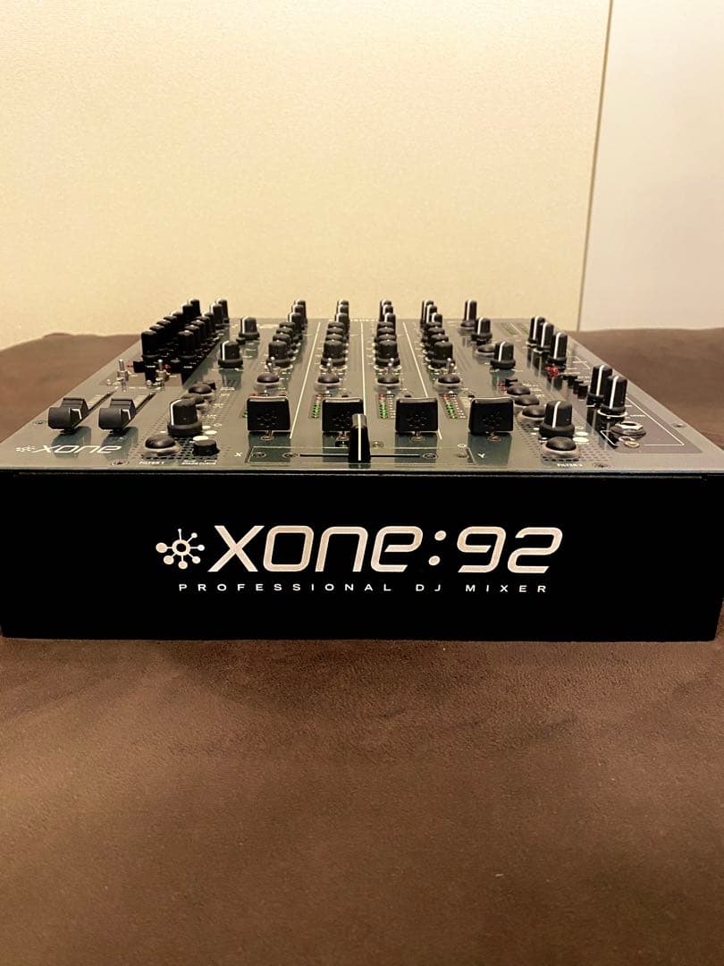 SSS Allen & Heath Xone:92 DJミキサー