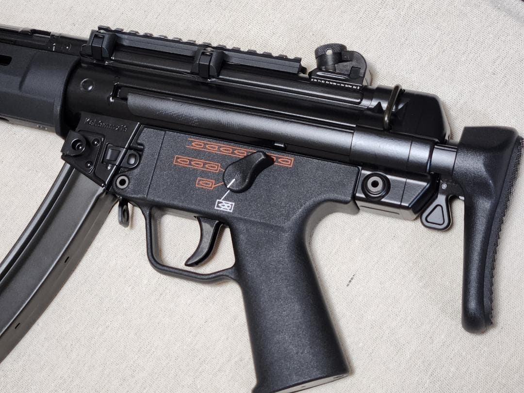 【中古】次世代電動ガン MP5 A5 ＆ Magpulタイプ ハンドガードセット