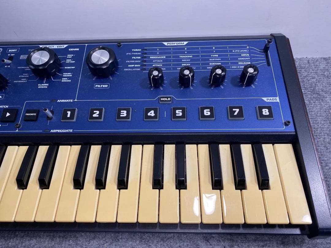 NOVATION MININOVA アナログ シンセサイザー