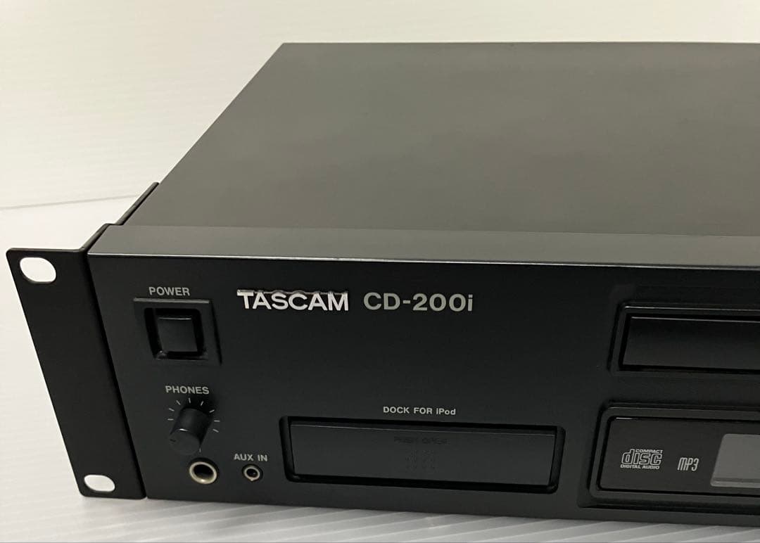 値下　TASCAM CD-200i CDプレーヤー /iPodドック