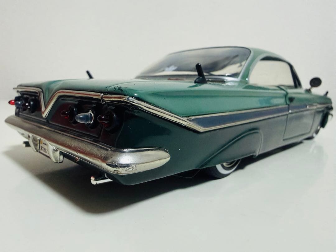 Jada/'61 Chevyシボレー Impalaインパラ 1/24 限定絶版