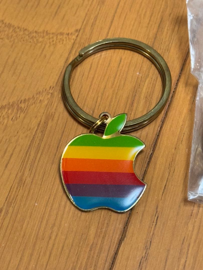 Apple キーリング レインボー