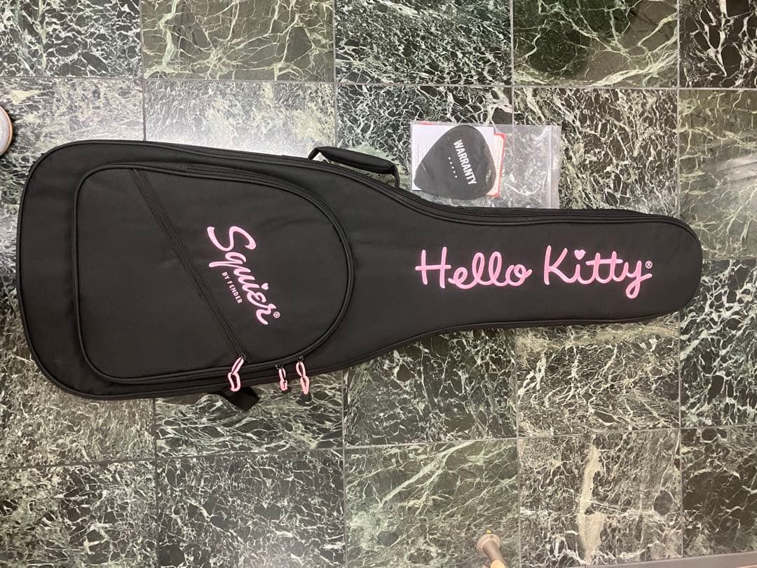 Squier Fender Hello Kitty GUITAR キティ