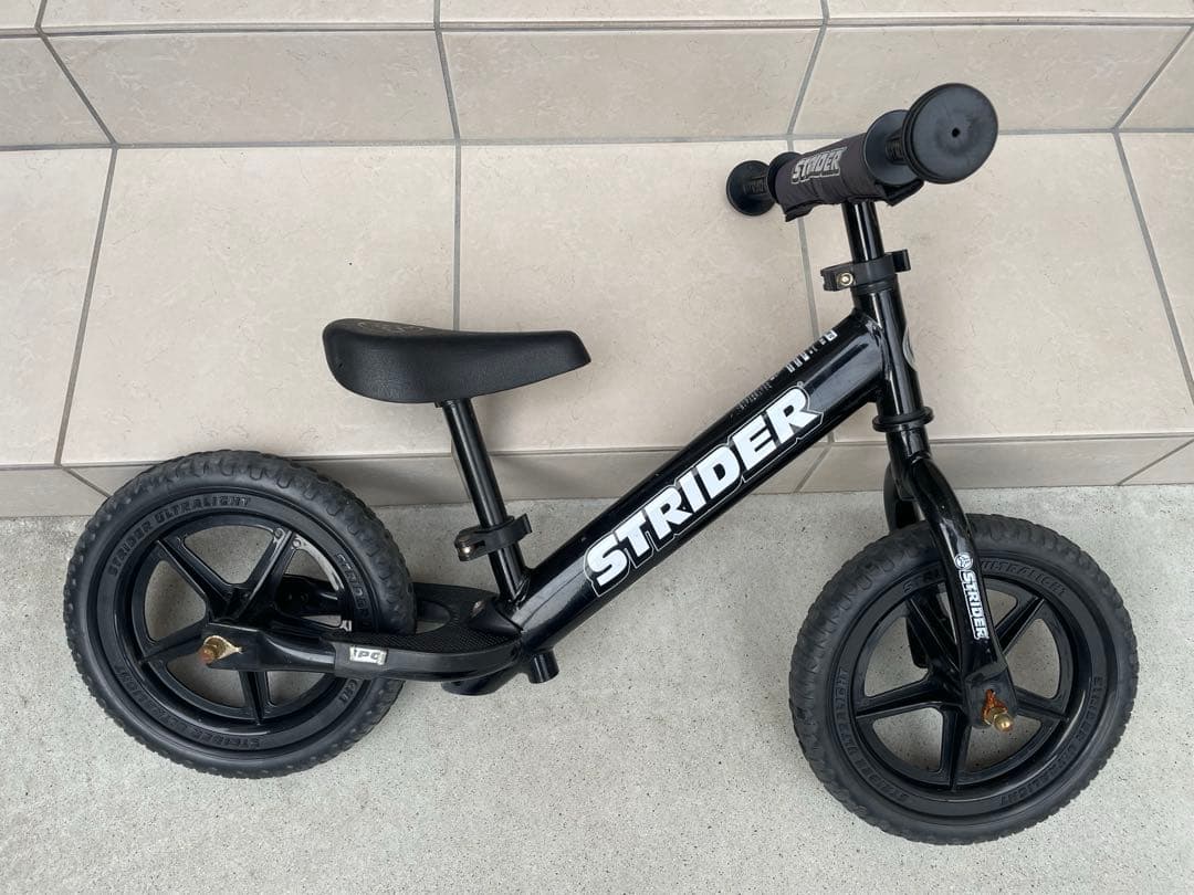 イベント特別価格 STRIDER SPORTS ストライダー　12インチ