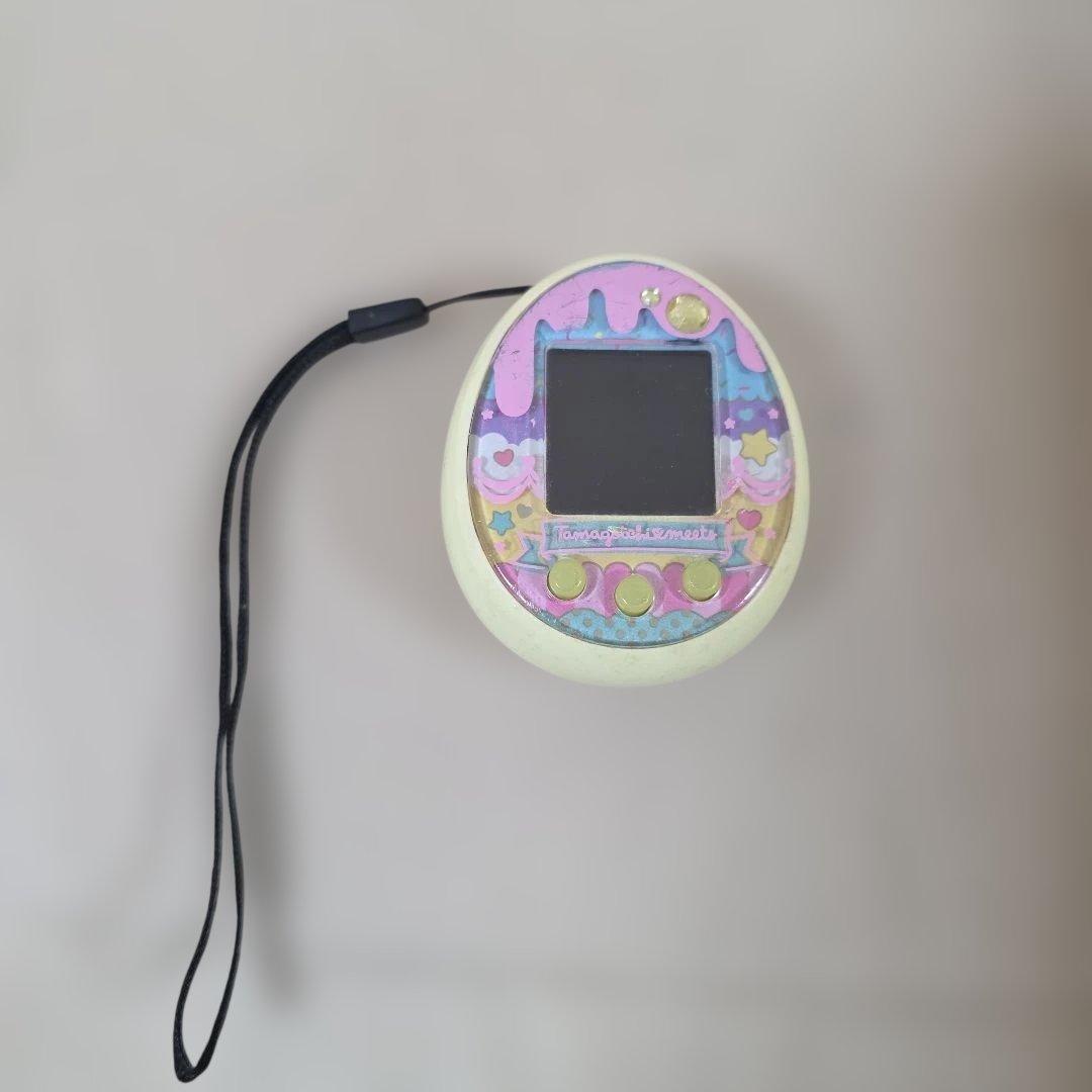Tamagotchi たまごっち ミーツ　黄色