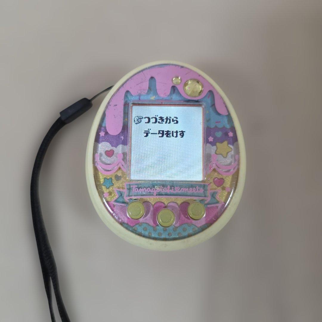Tamagotchi たまごっち ミーツ　黄色