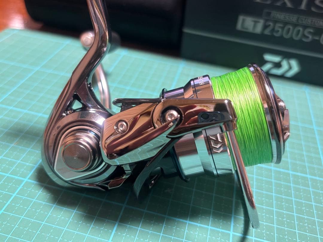 Daiwa 18イグジストFC LT2500S-CXH