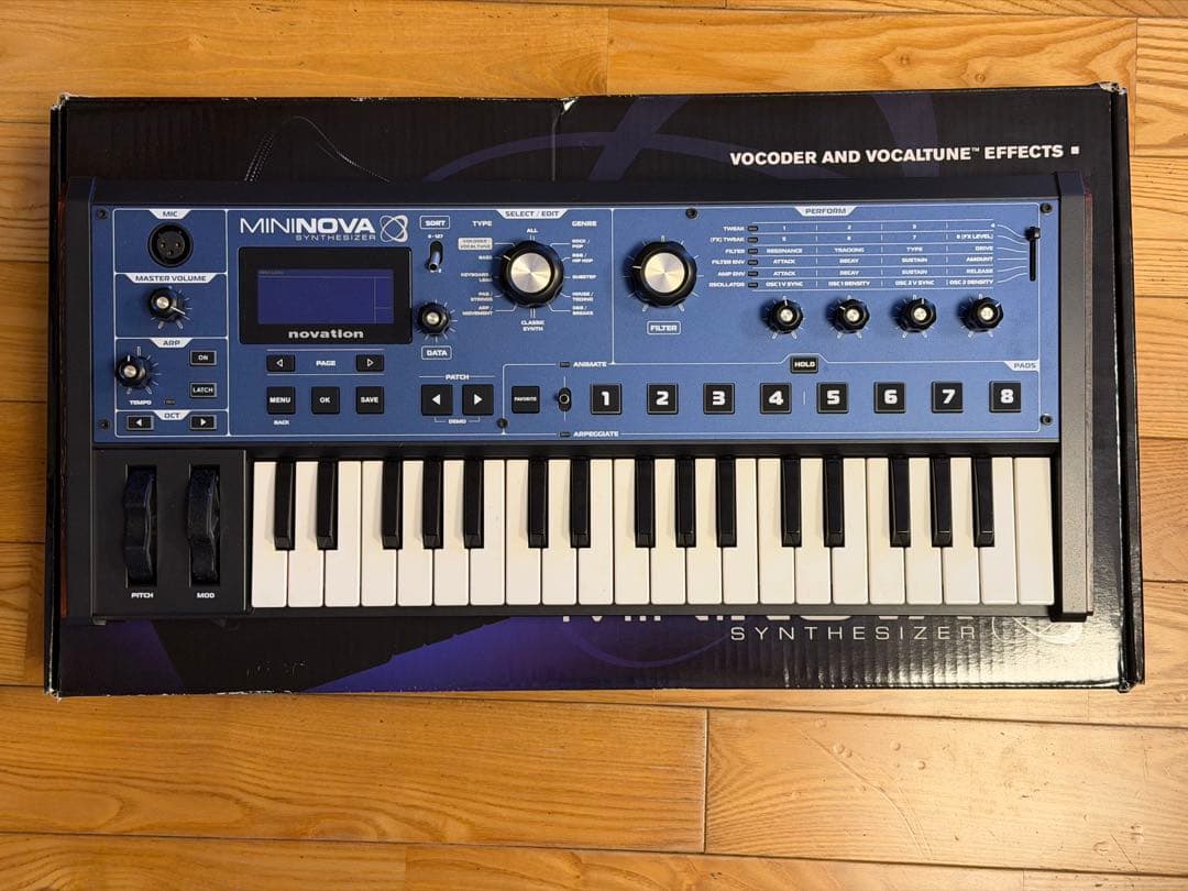 Novation MININOVA シンセサイザー