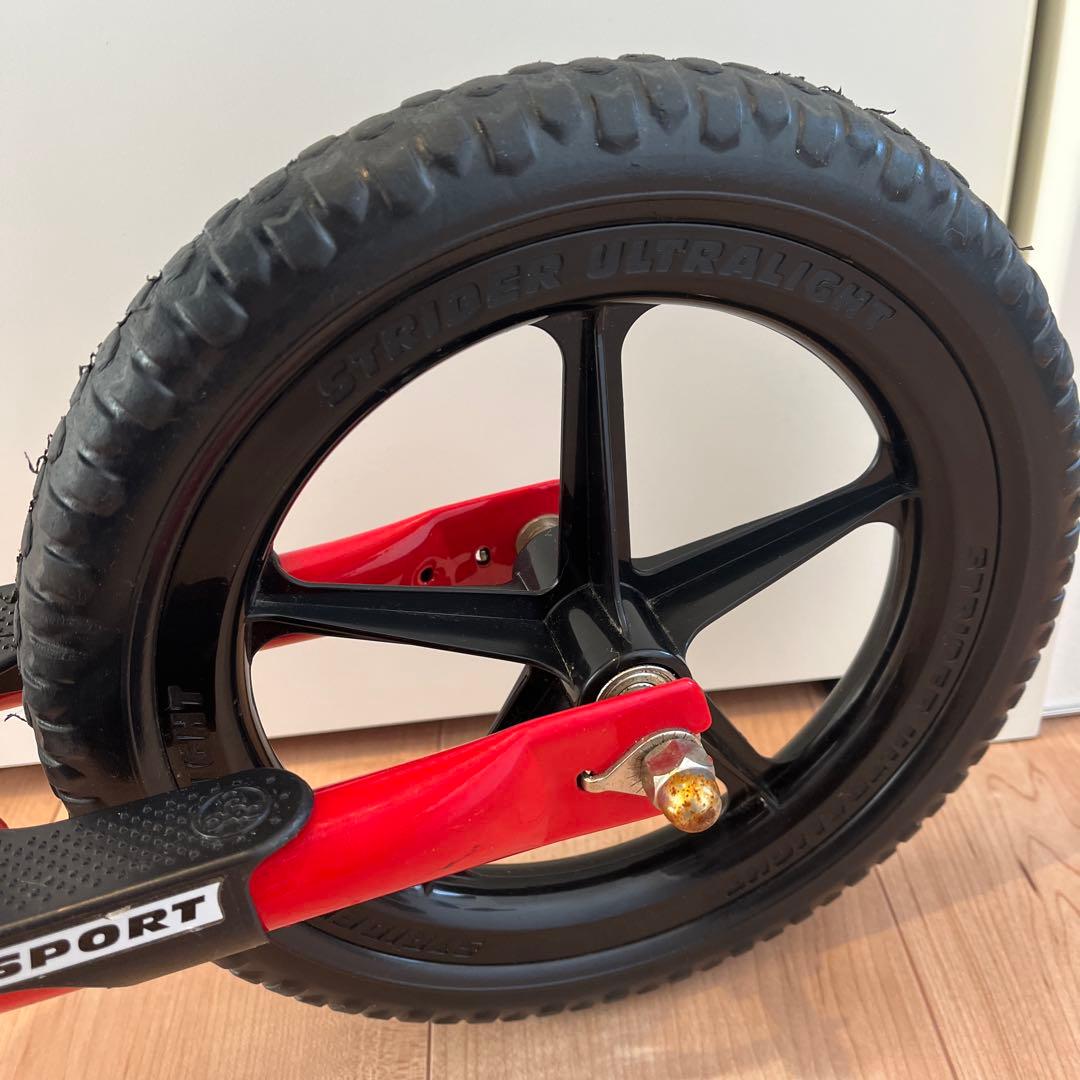 STRIDER ストライダー　sport 12インチ レッド