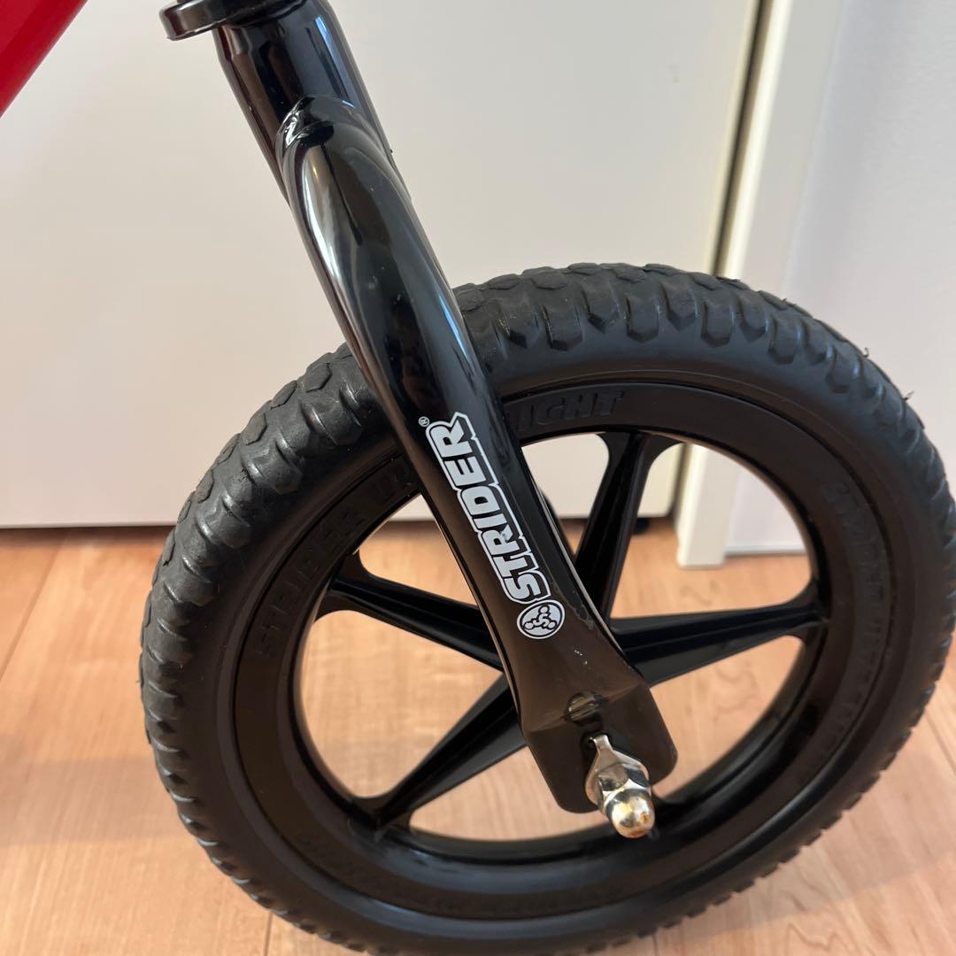 STRIDER ストライダー　sport 12インチ レッド