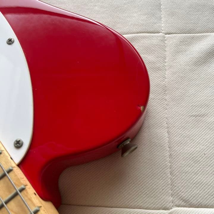 未使用に近い　難あり　Squier テレキャスター エレキギター　赤