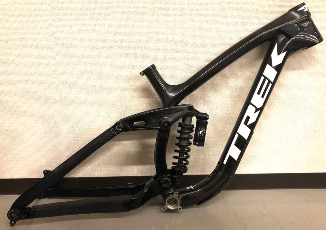 TREK session 9.9 Sサイズ