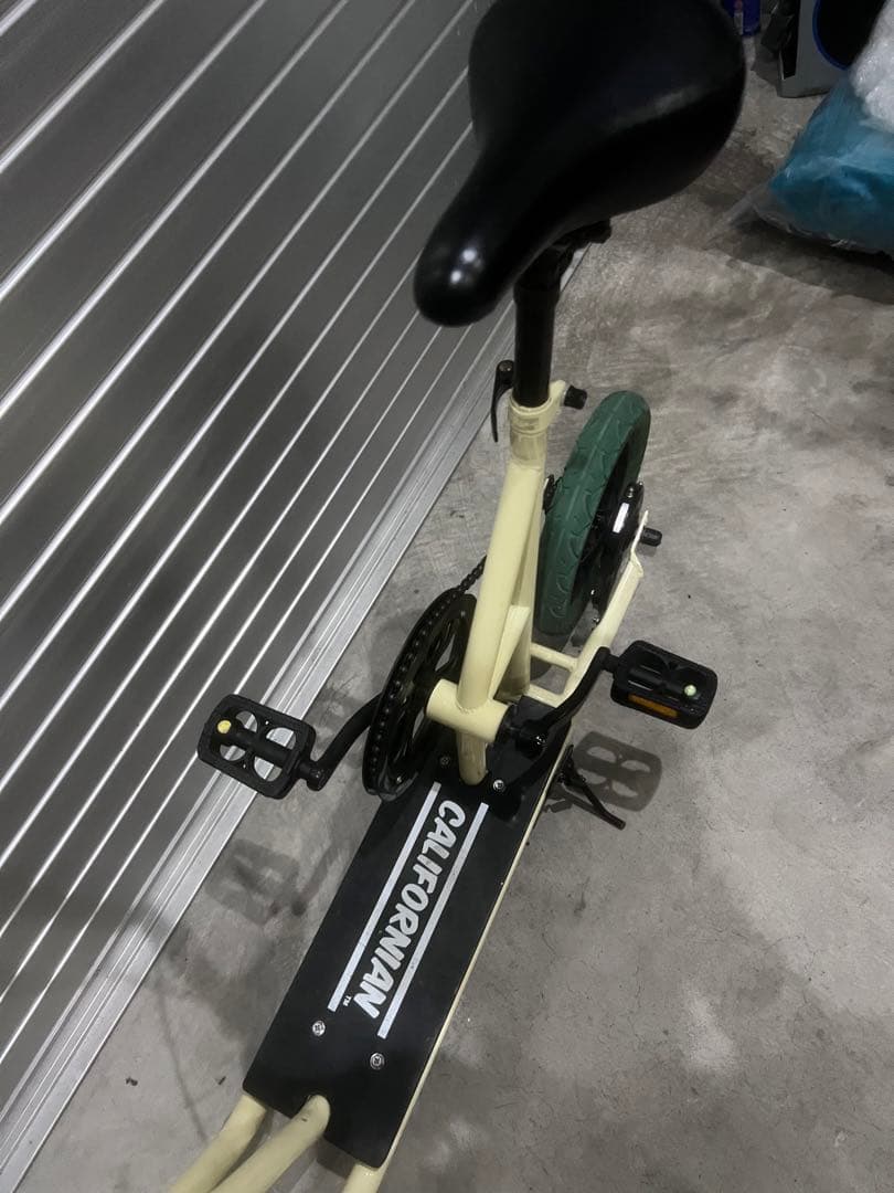 SKATER BIKE キックボード　自転車