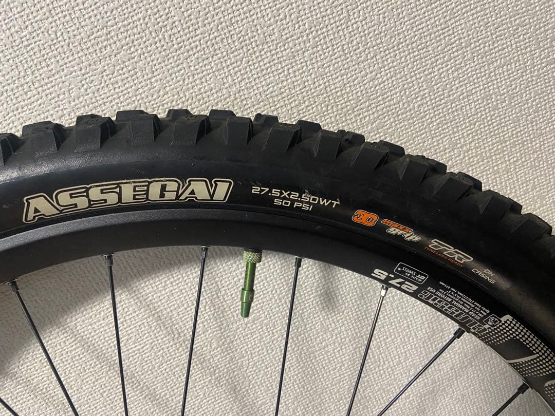 DT SWISS27.5完組ホイールMAXXIS Assegaiクッシュコア