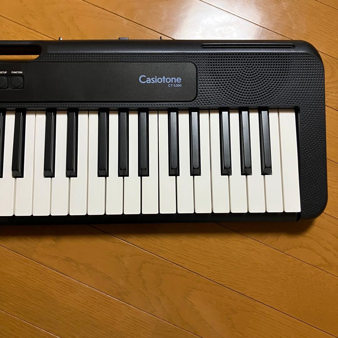 Casio CT-S300 61鍵電子キーボード　カシオトーン