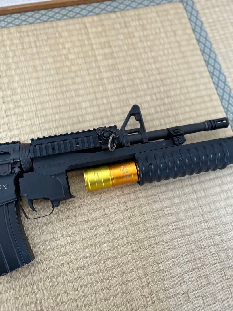 東京マルイ SR-16 m4 m203グレネードランチャー付き