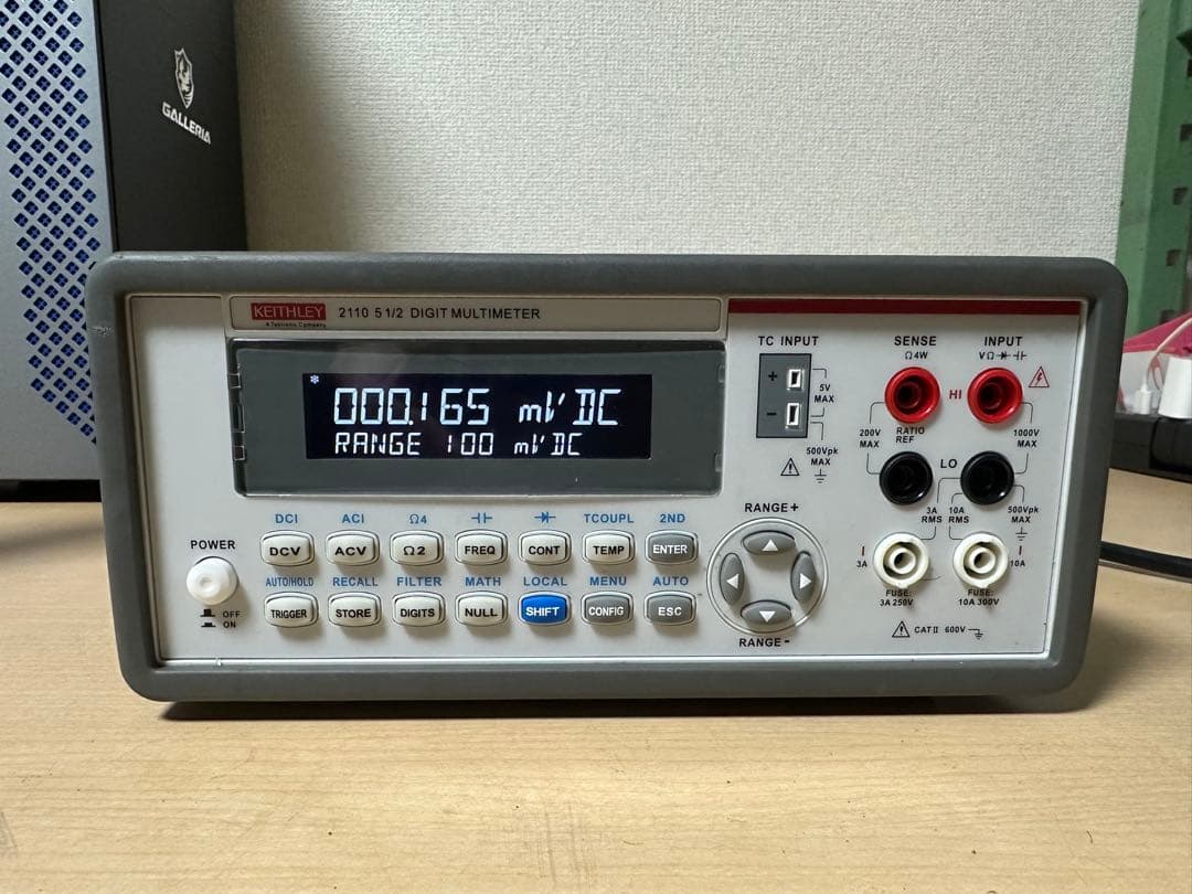て*！様 KEITHLEY 2108 1/2 DIGIT MULTIMETER中