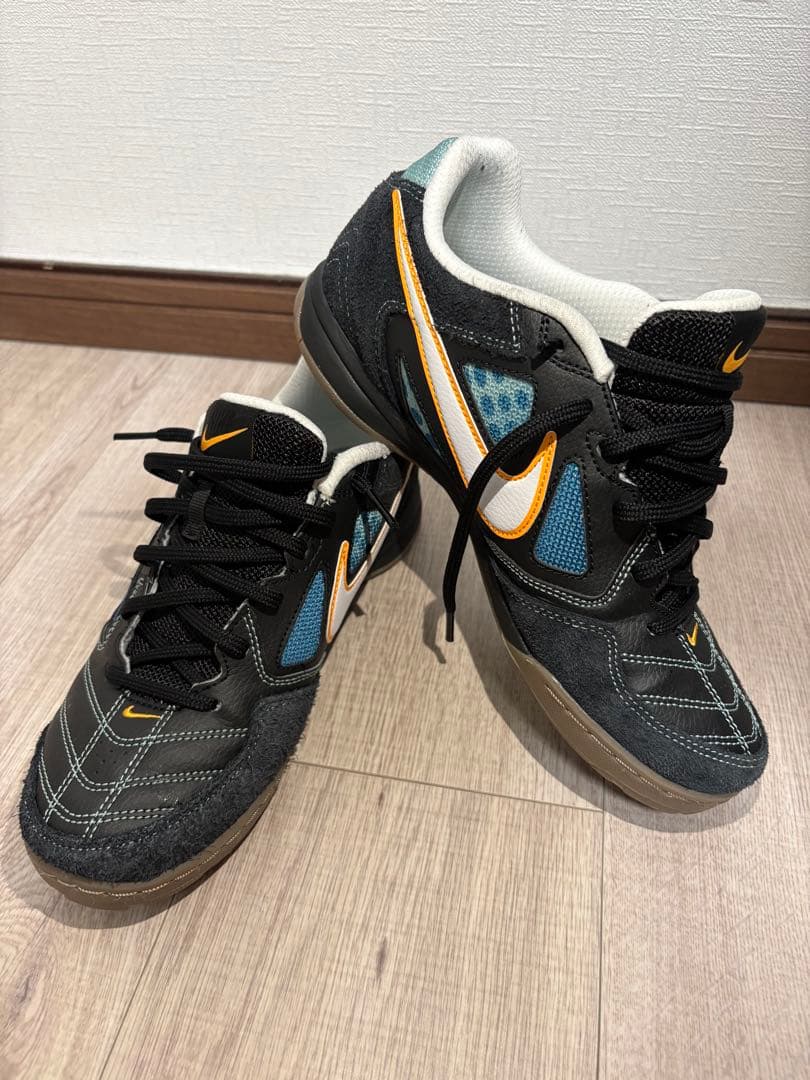 NIKE フットサルシューズ ガト