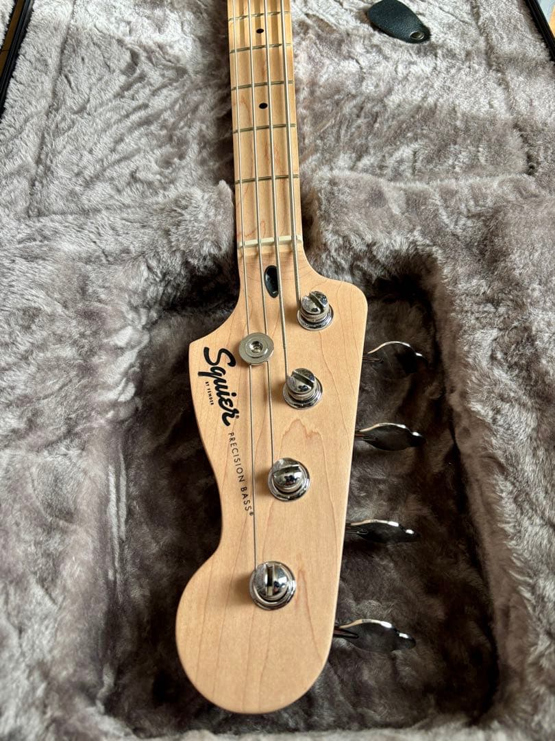 ベース Squier Sonic precision bass