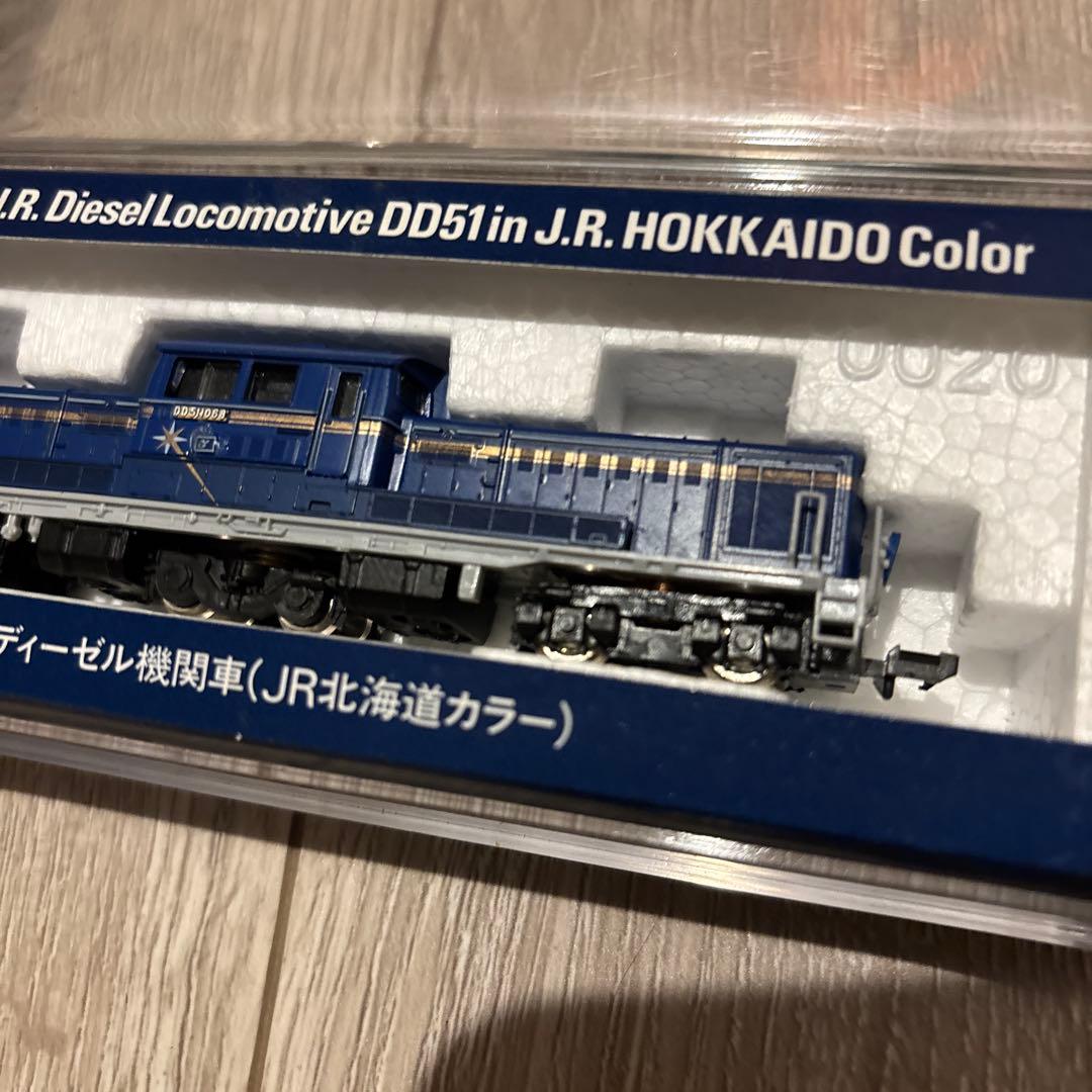 JR DD51形 ディーゼル機関車 、JR北海道EF81形トワイライトカラー
