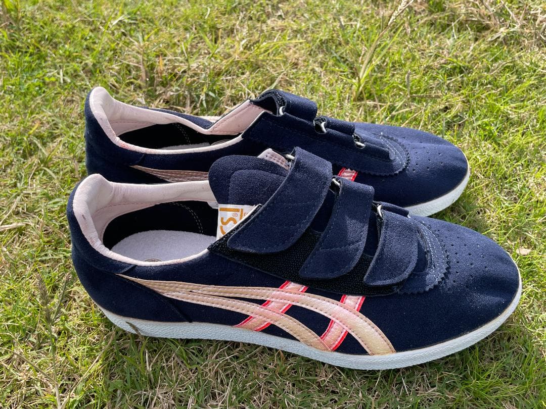 【未使用】ASICS アシックストレーニングシューズ　TGV950 日本製