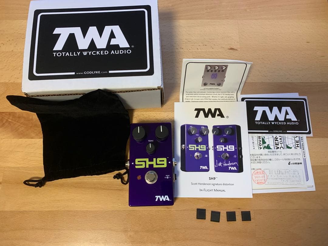 TWA SH9 Scott Henderson signature