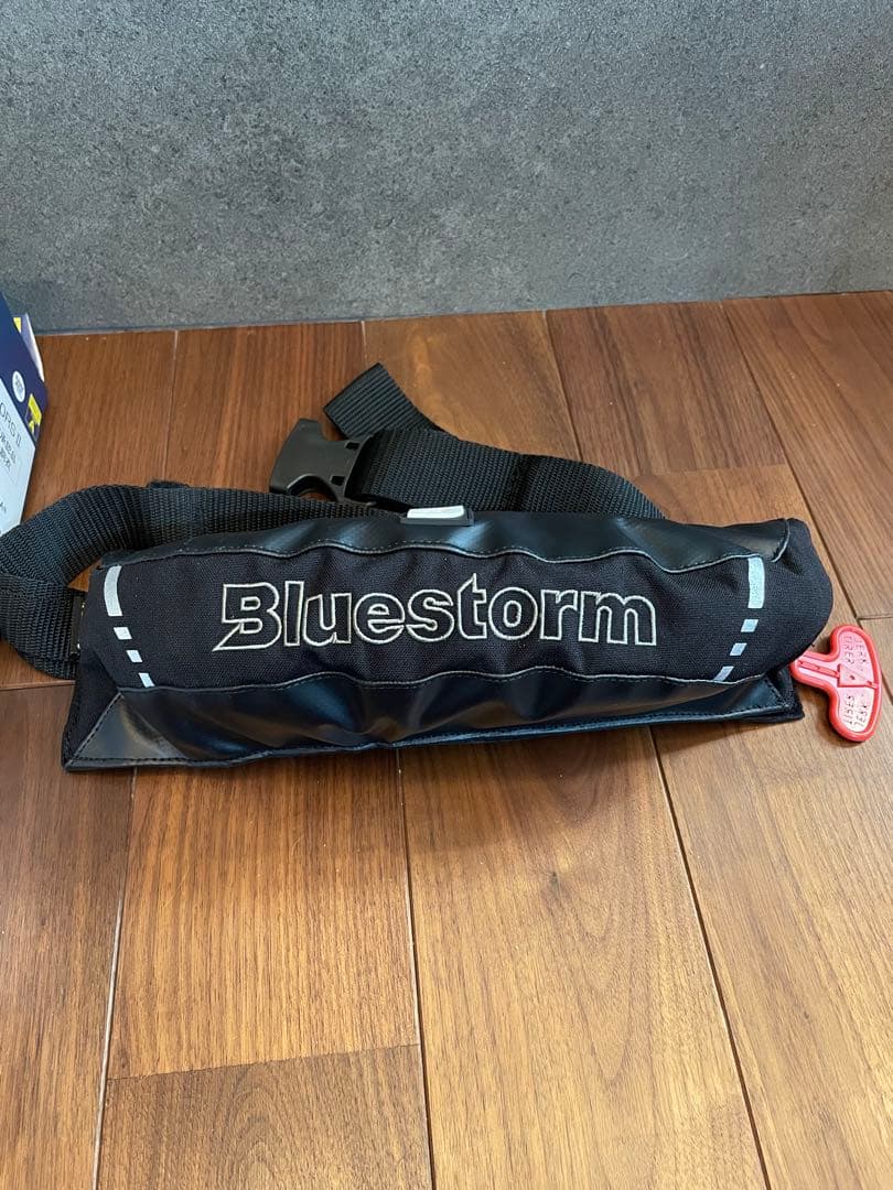 Bluestorm ライフジャケット ブラック