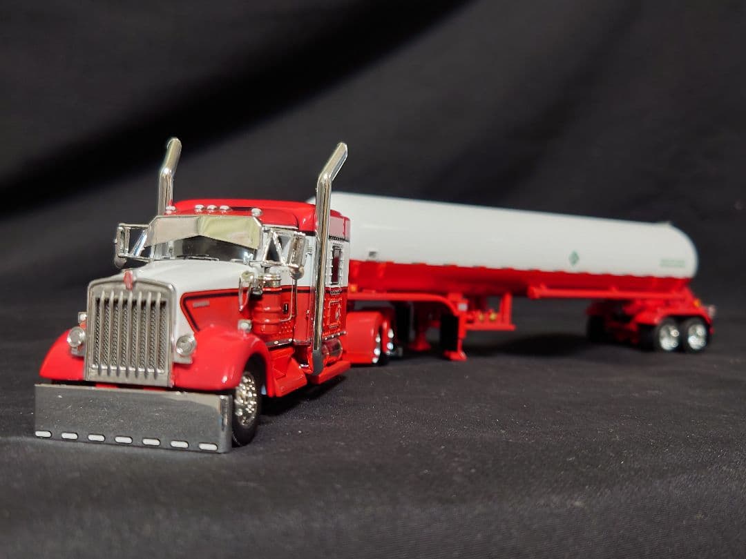 DCP1/64ミニカー ダイキャストプロモーション KenworthW900
