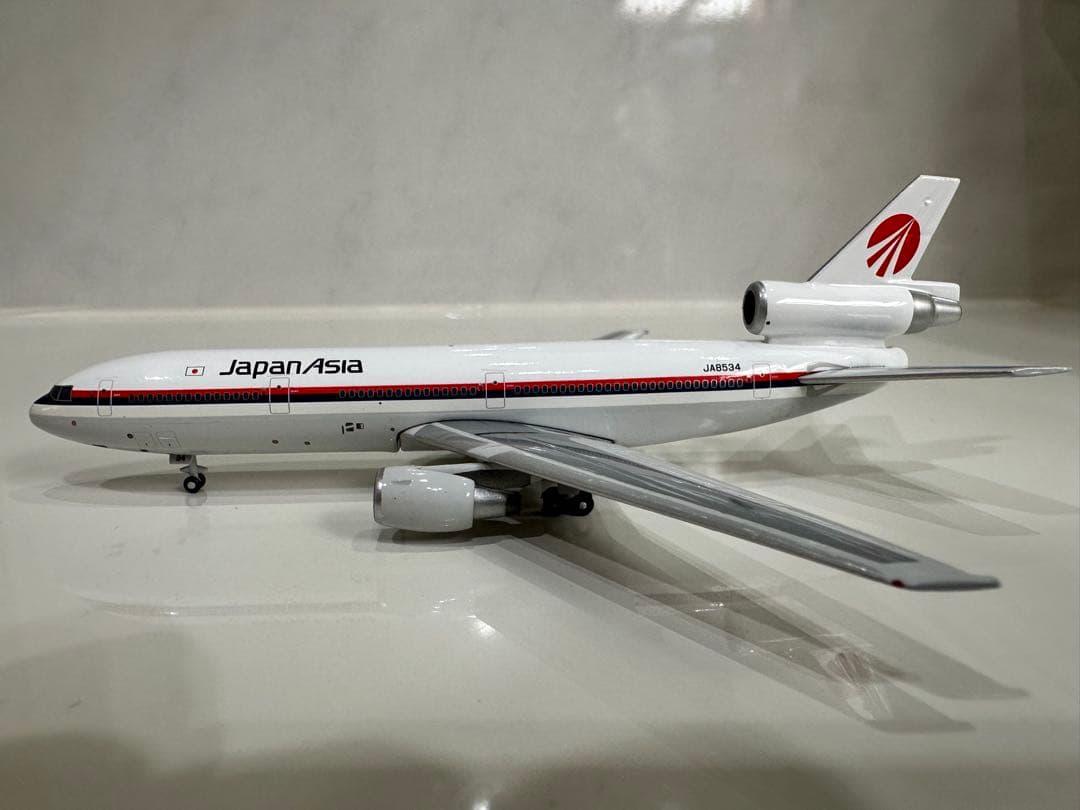日本アジア航空DC-10-40 1/400スケールダイキャストモデル