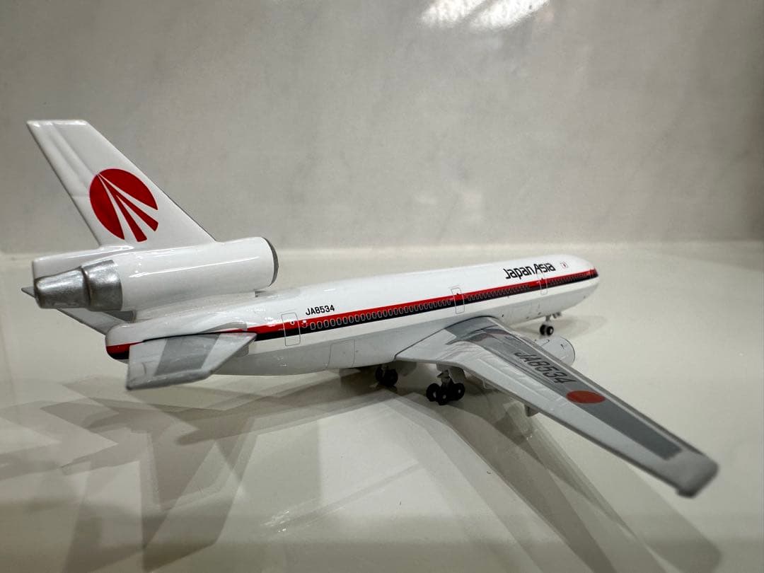 日本アジア航空DC-10-40 1/400スケールダイキャストモデル