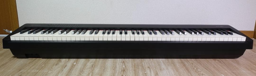 Roland FP-30　デジタルピアノ 88鍵 　ケース付属
