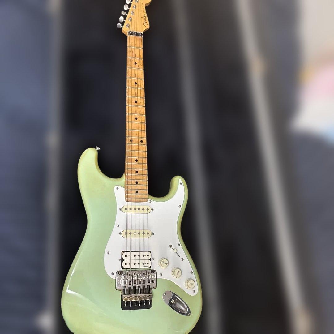 Fender JAPANストラトキャスター ＳＴＲ？フジゲン製ハードケース付き。