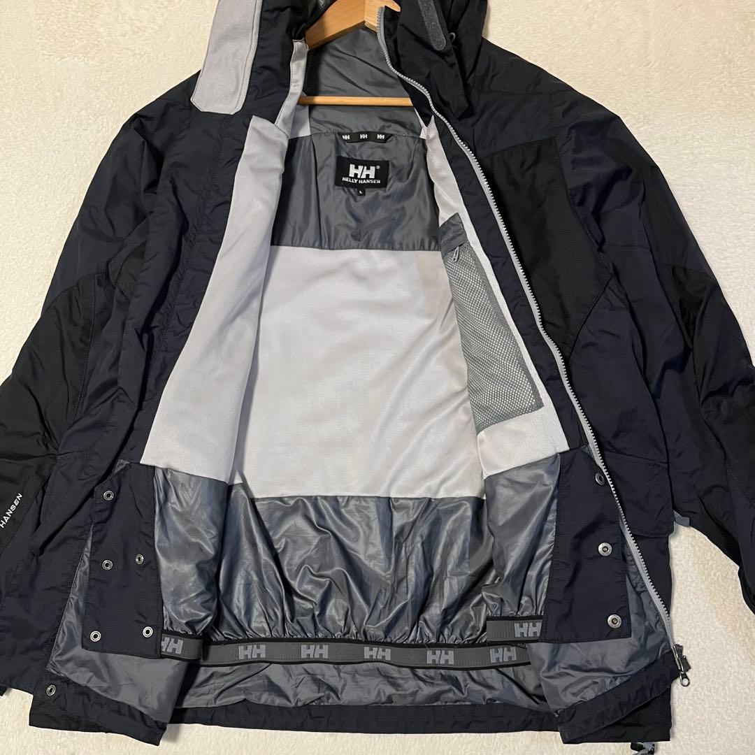 HELLY HANSEN ブラックスノーボードウェア
