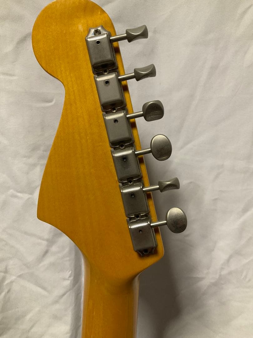 Fender Jazzmaster サンバースト（弦落ち対策済）